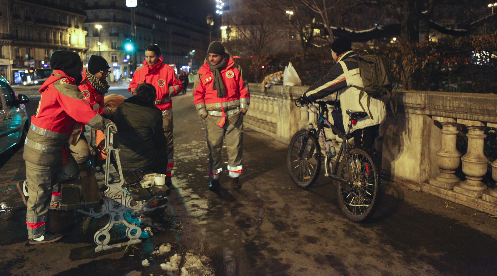 Maraudes - Croix-Rouge française à Paris